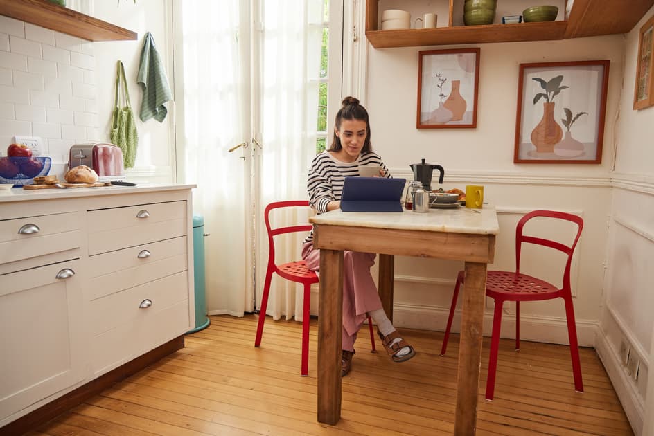 What is card authorisation and how does it work? | PayPal UK