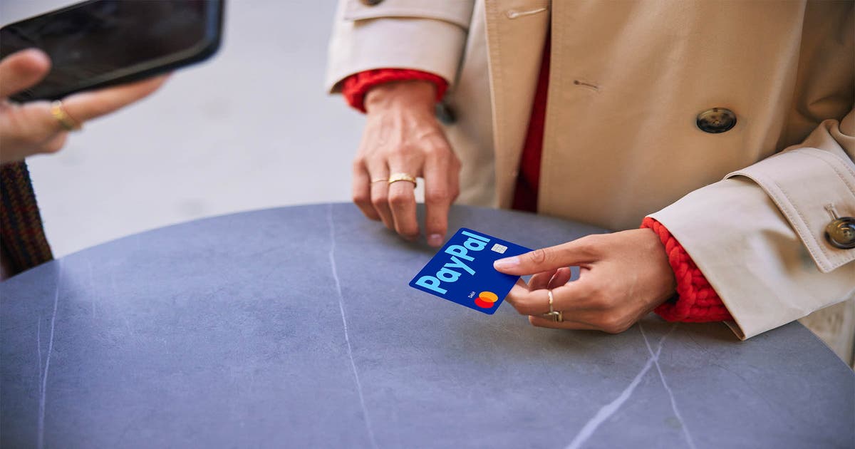 Debit vs. credit card: Key differences & when to use each | PayPal US
