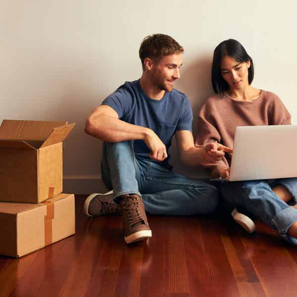 Insurance Industry Payment Solutions | PayPal US