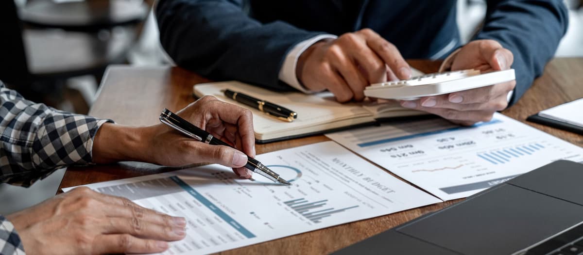 How to Track Expenses for Small Businesses | PayPal US