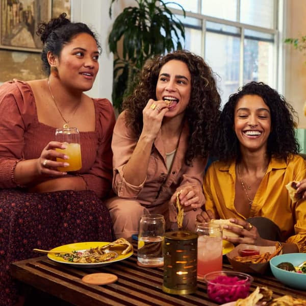 What is PayPal and How Does it Work | PayPal US